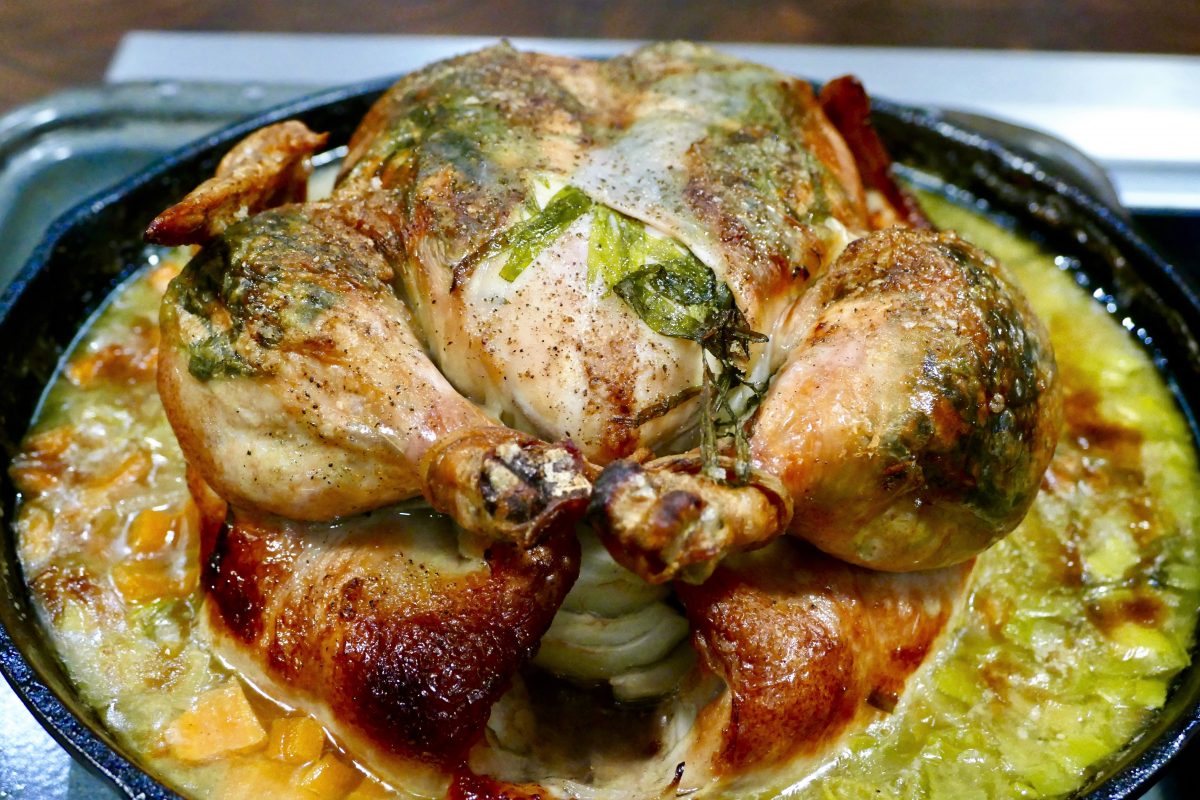 Poulet doux – UNE MÈRE POULE UN PEU DINGUE